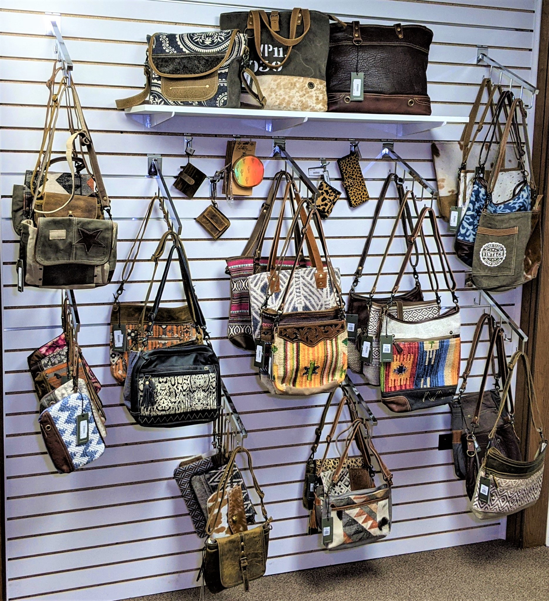 Michigan's Premier Dealer Of Myra Bags! South Of Grand Rapids!