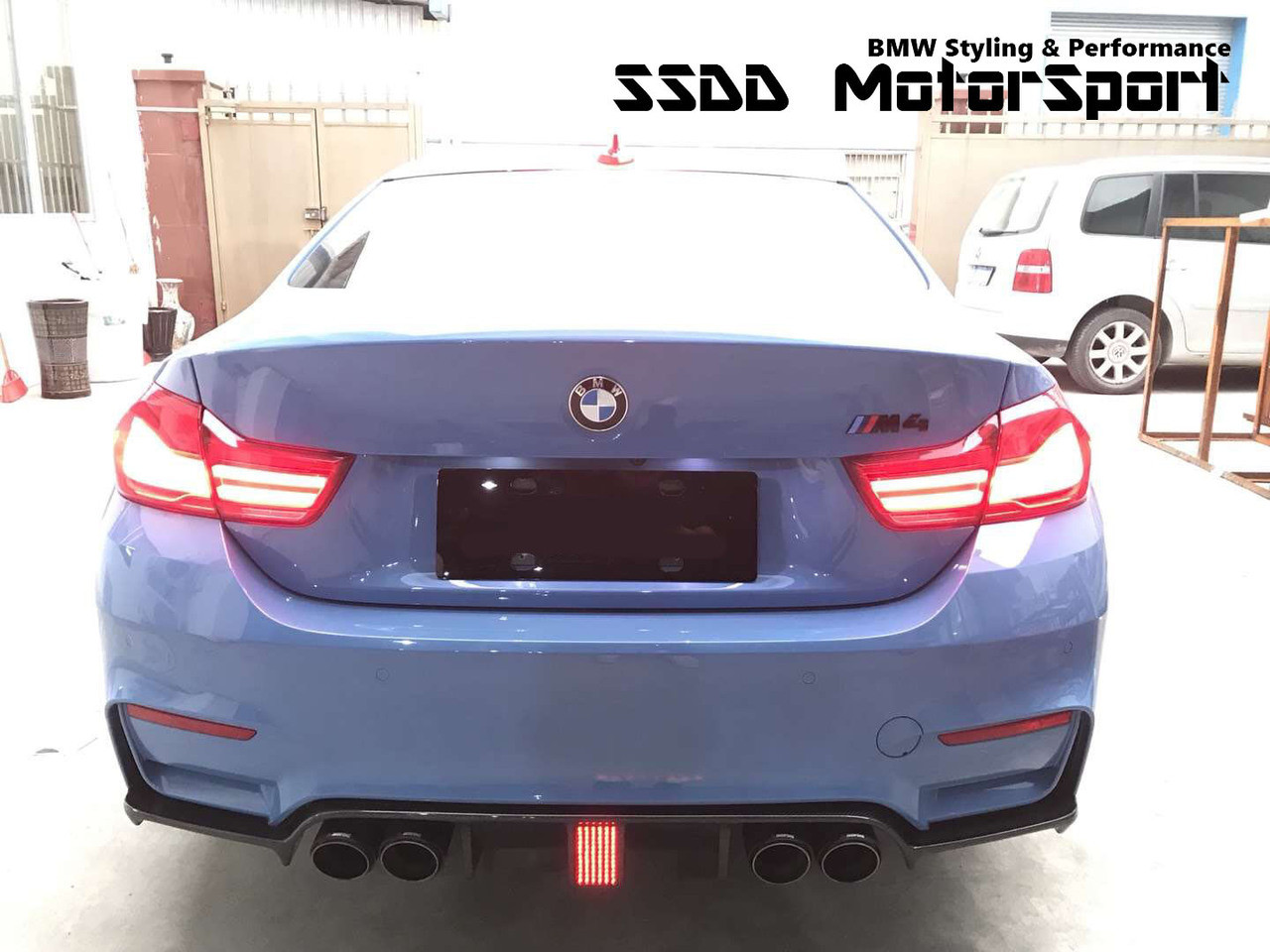 BMW F80 M3 F82 F83 M4 F1 LED Carbon Fibre Rear Diffuser