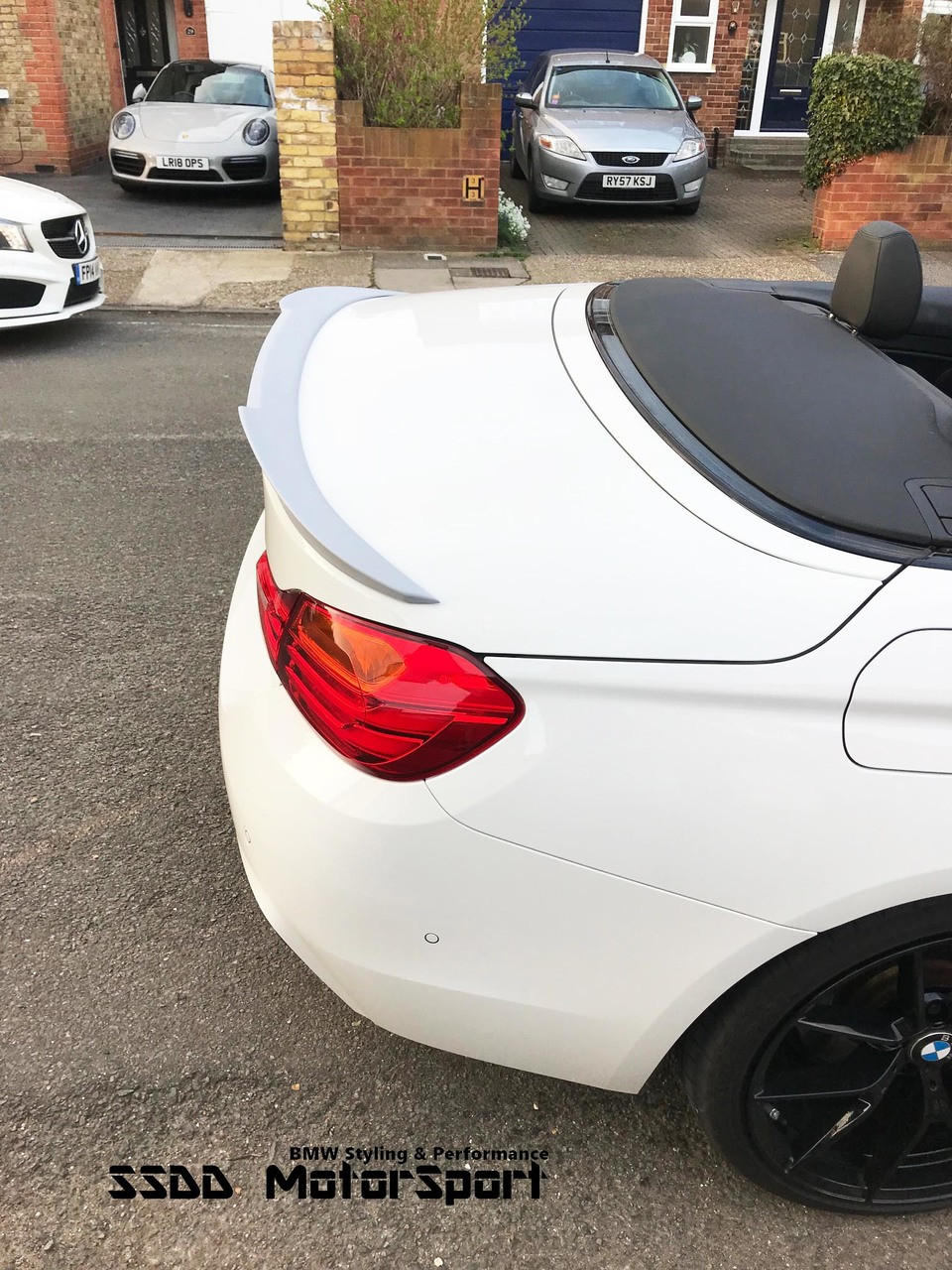 RENNESSIS Painted F33 F83 M4 Convertible V Racing Spoiler