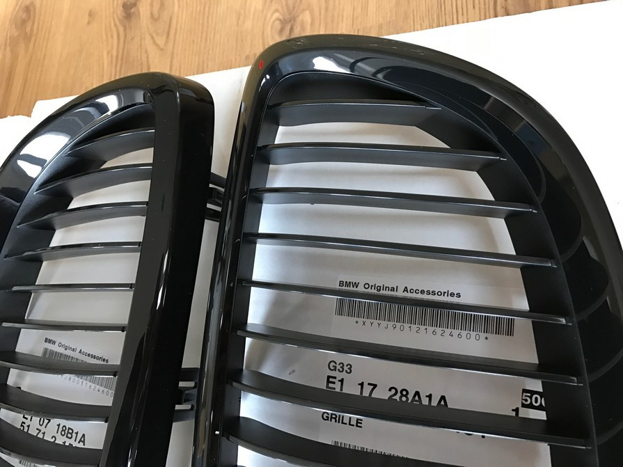 Genuine BMW E92 E93 LCI Non-M3 Gloss Black Kidney Grille