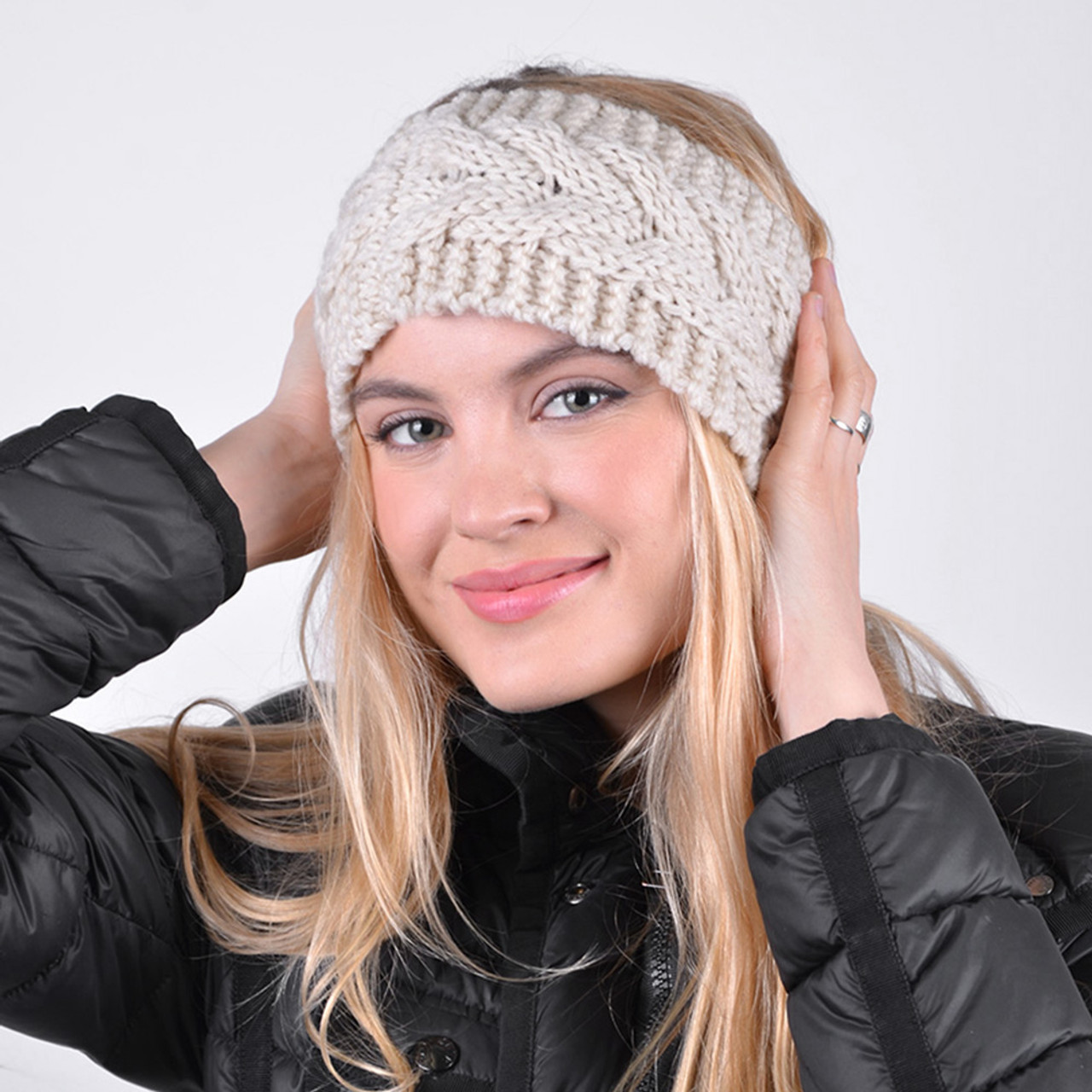 Nollia Accessories Cableknit Winter Headband Color Cream Size Os Amandabeltrani s Closet