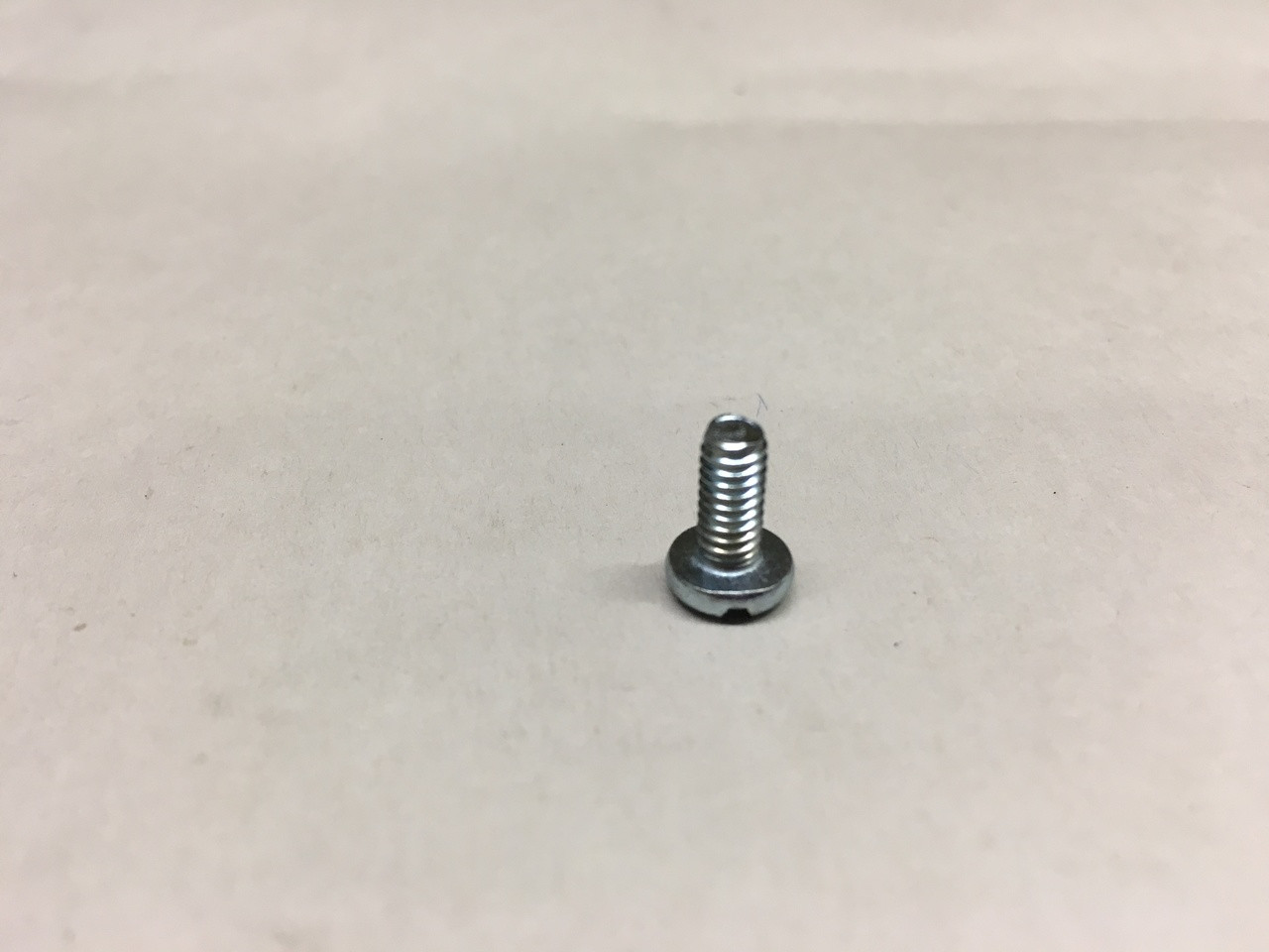 Key 20- Screw, Choke Spring - Robert's Carburetor Repair