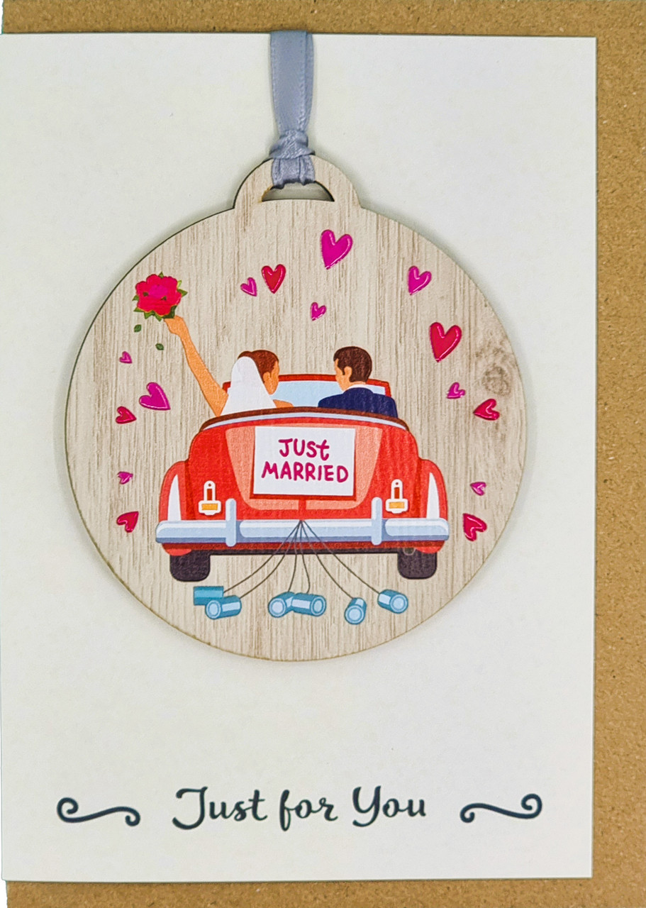 Just Married Card with Gift | AW03 (5 Pack) - LT Creations