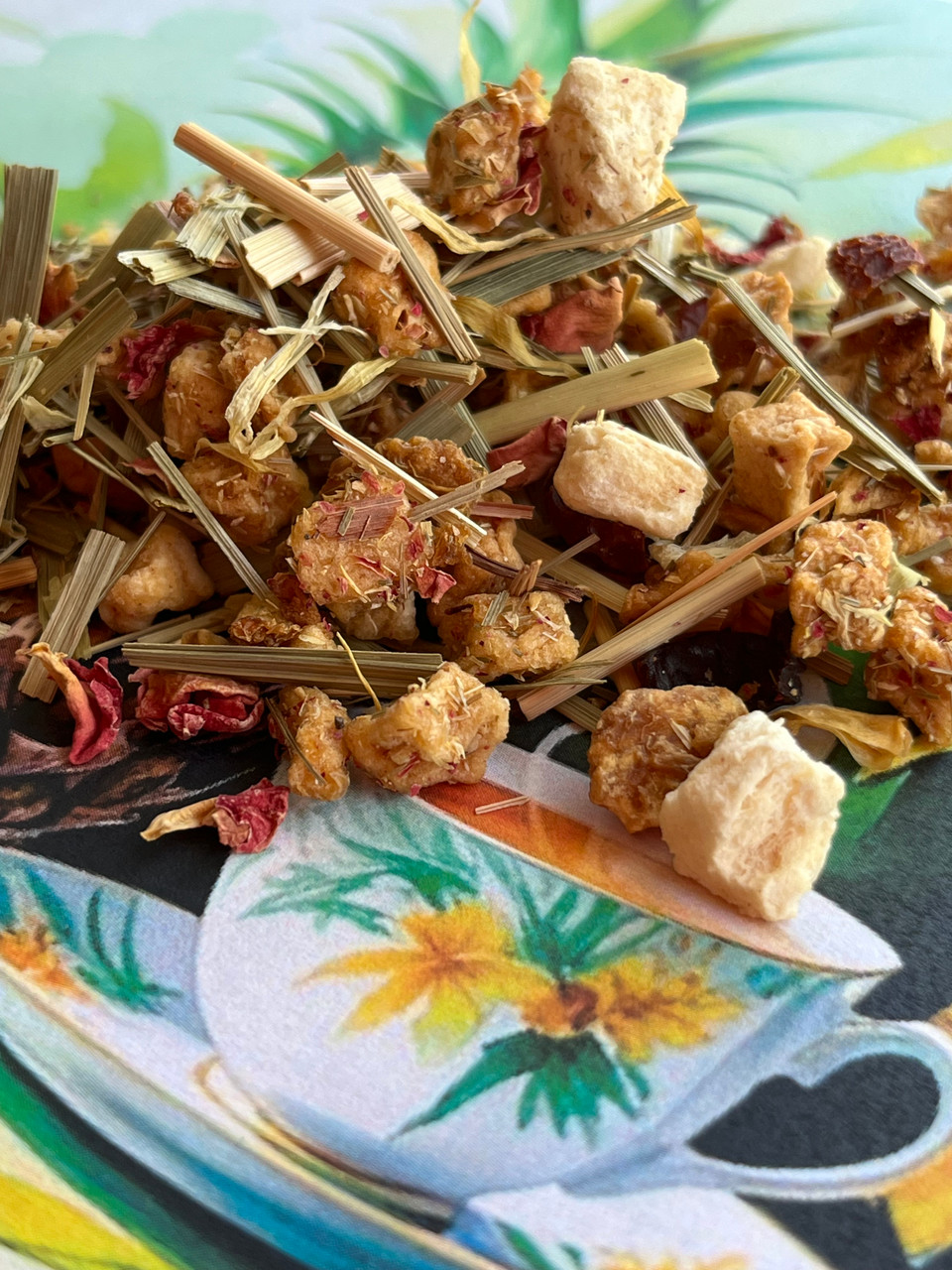 Maui Wowie Herbal Tea - White Cloud World Teas