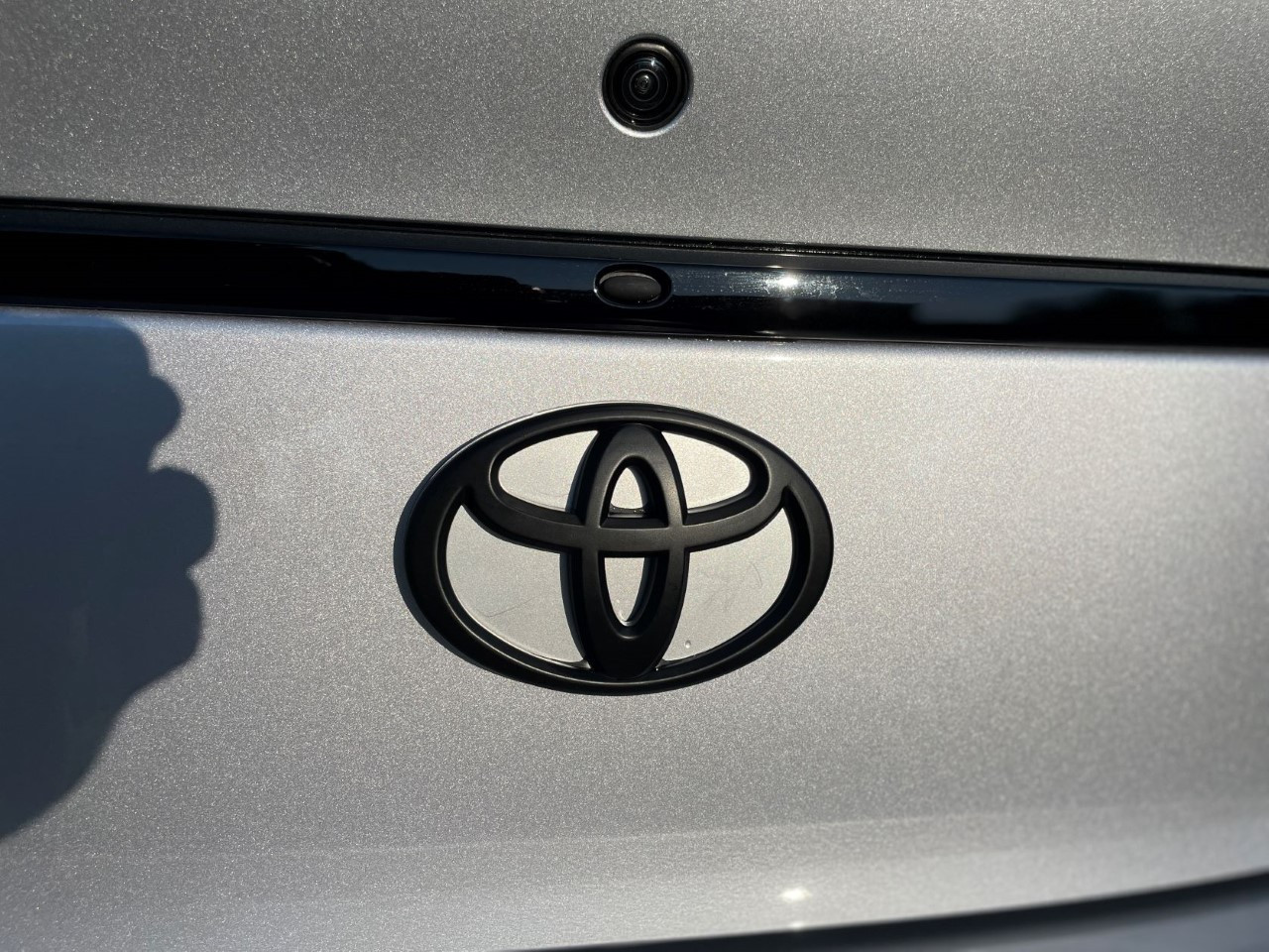 Black toyota emblems black toyota badge, black toyota logo custom ...
