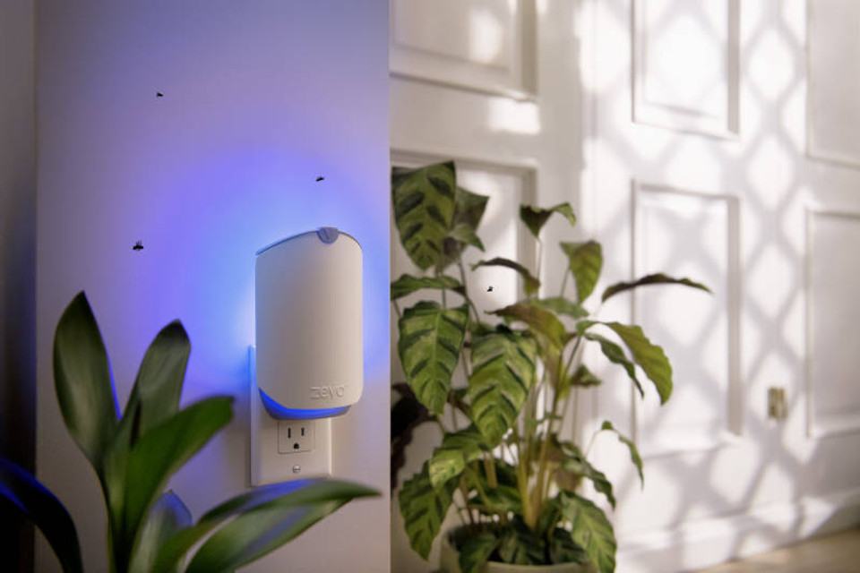 Flying Insect Trap, Fly Trap Refill Cartridges (Twin Pack, 4 Cartridges)