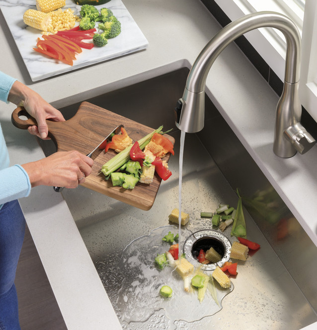 GE DISPOSALL® 1/3 HP Continuous Feed Garbage Disposer - Corded ...