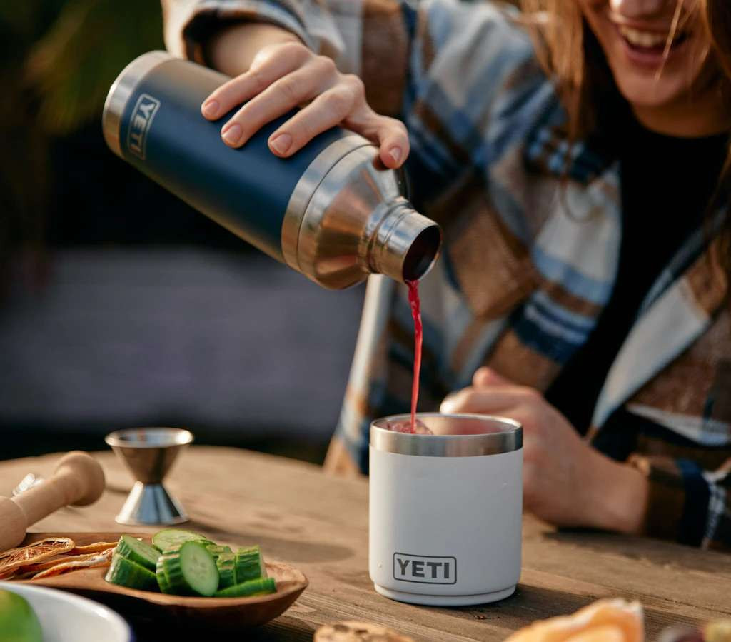 YETI Rambler 20oz Cocktail Shaker - TackleDirect