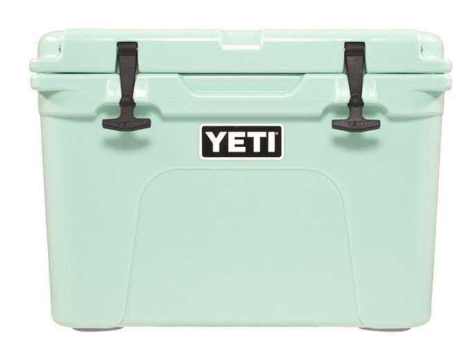 Yeti Tundra 35 Quart Coolers - TackleDirect