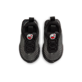 SNEAKER HUB
