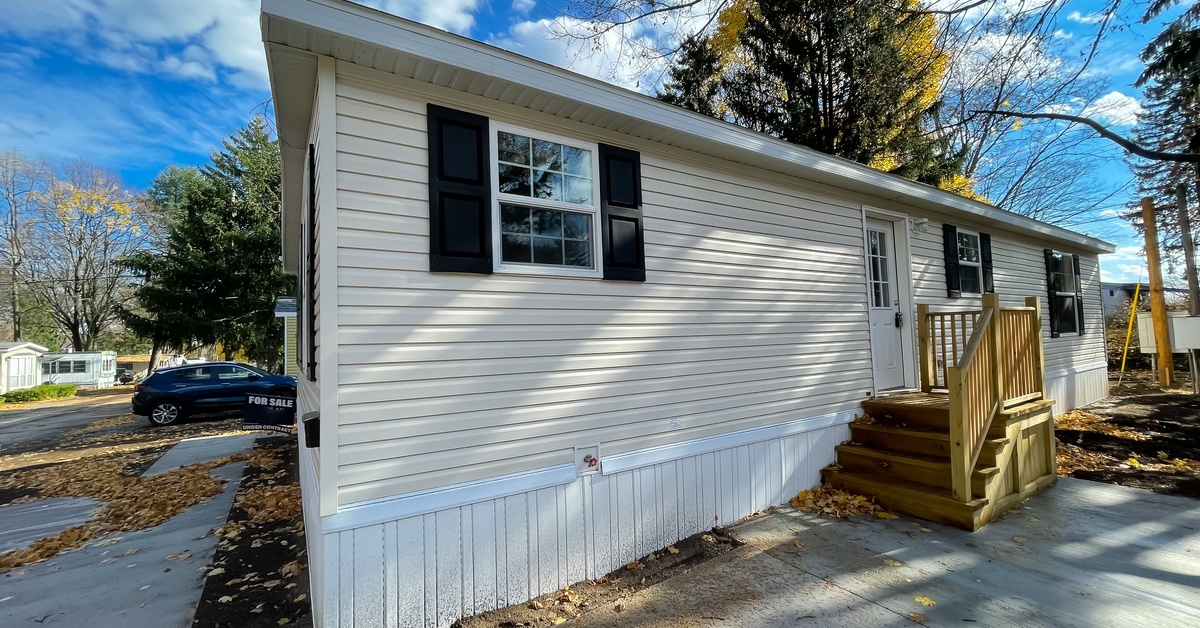 Repair Mobile Home Skirting Holes in 3 Easy Steps - Mobile Home Outfitters