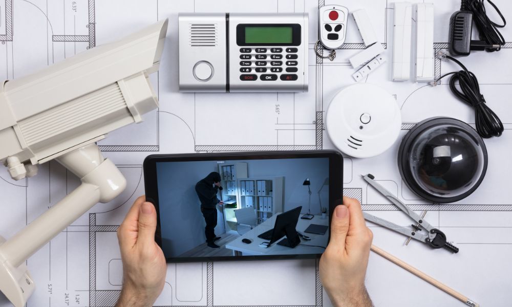 How Safe Is Your Mobile Home From Theft? - Mobile Home Outfitters