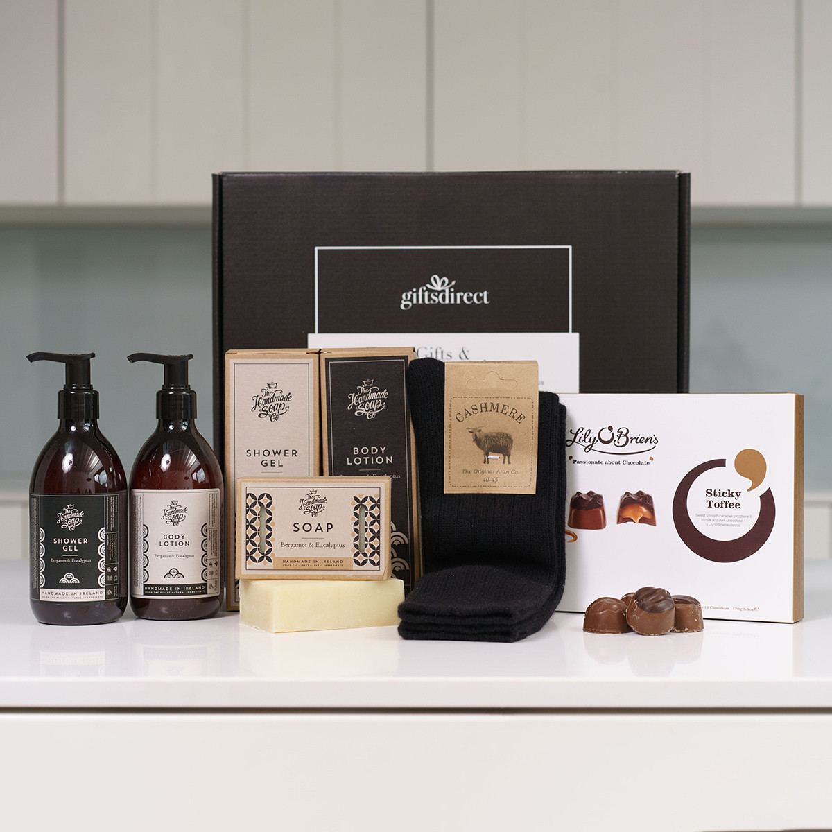 Irish Treat Box Hampers & Food Hampers - Nostalgic Tastes of Ireland ...
