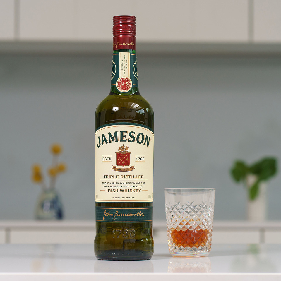 Jameson Irish Whiskey 70cl - Gifts Direct