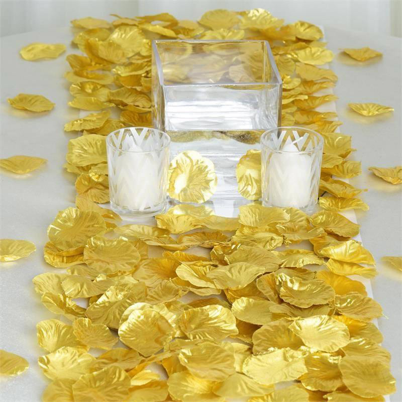 Metallic Gold Silk Rose Petals decoration party bed of roses