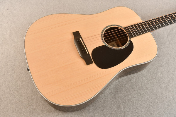 Martin D-13E Ziricote Road Series — Dreadnought Acoustic Electric Guitar