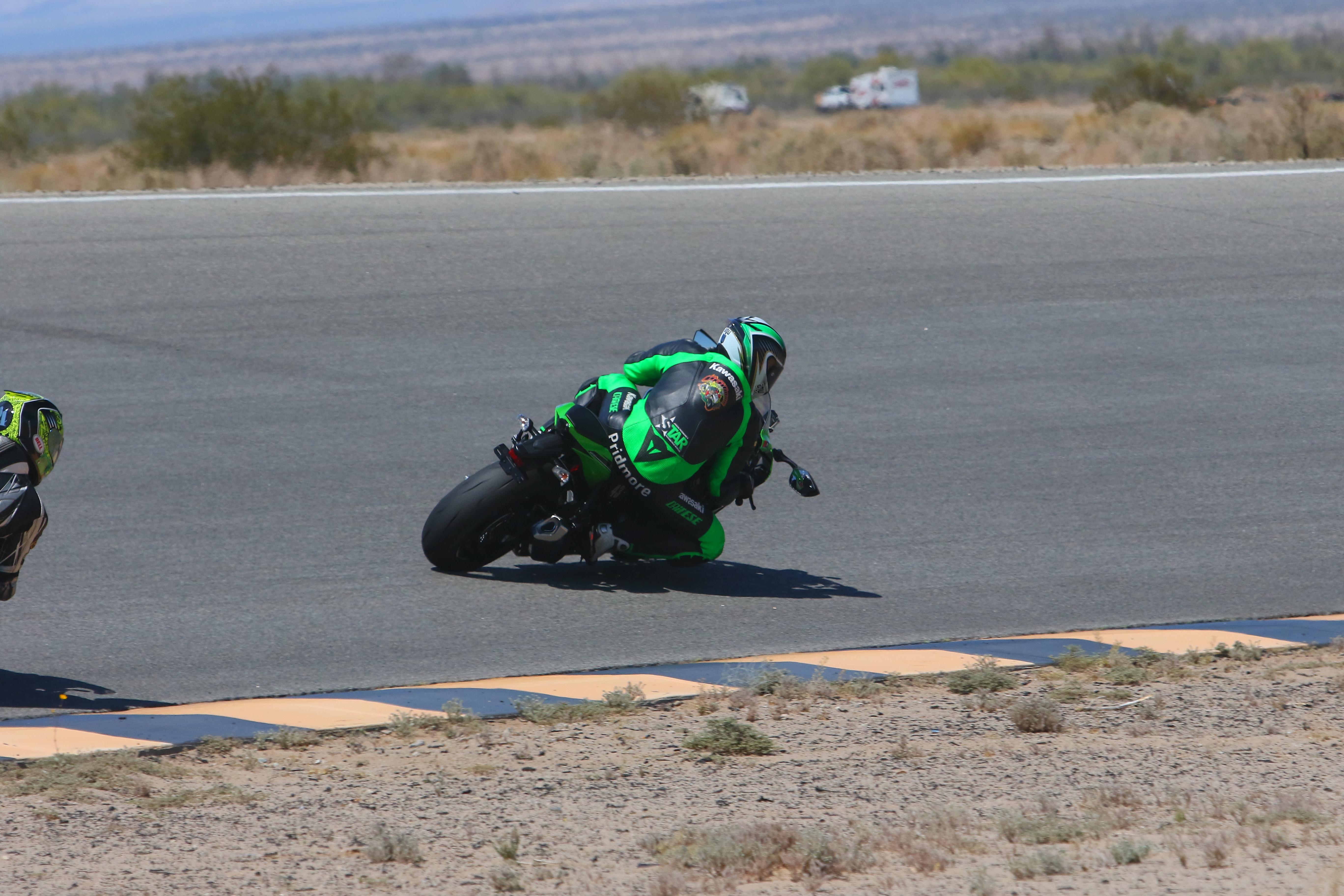 MOTO-D Trackday at Chuckwalla Valley Raceway with Socal Track Days ...
