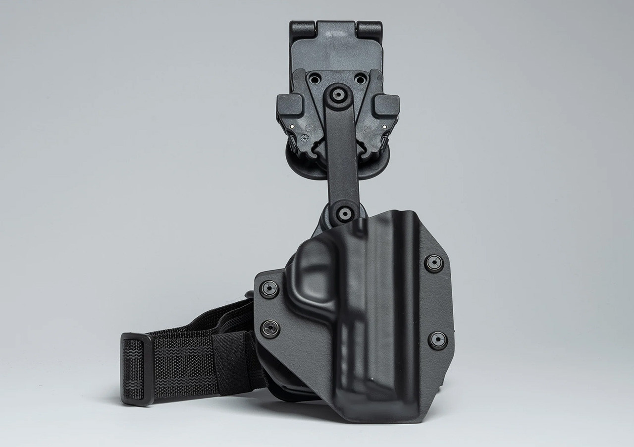 Cloak Swivel Drop Leg Holster, Black