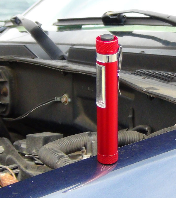 Roush Magnetic Mini Worklight - StangStuff
