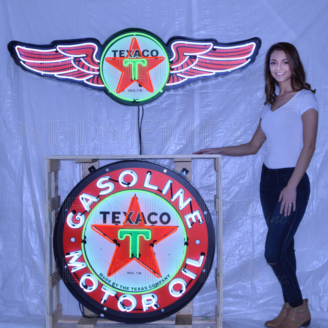 Texaco Motor Oil Neon Sign in Steel Can - 36" 9TXOIL - StangStuff