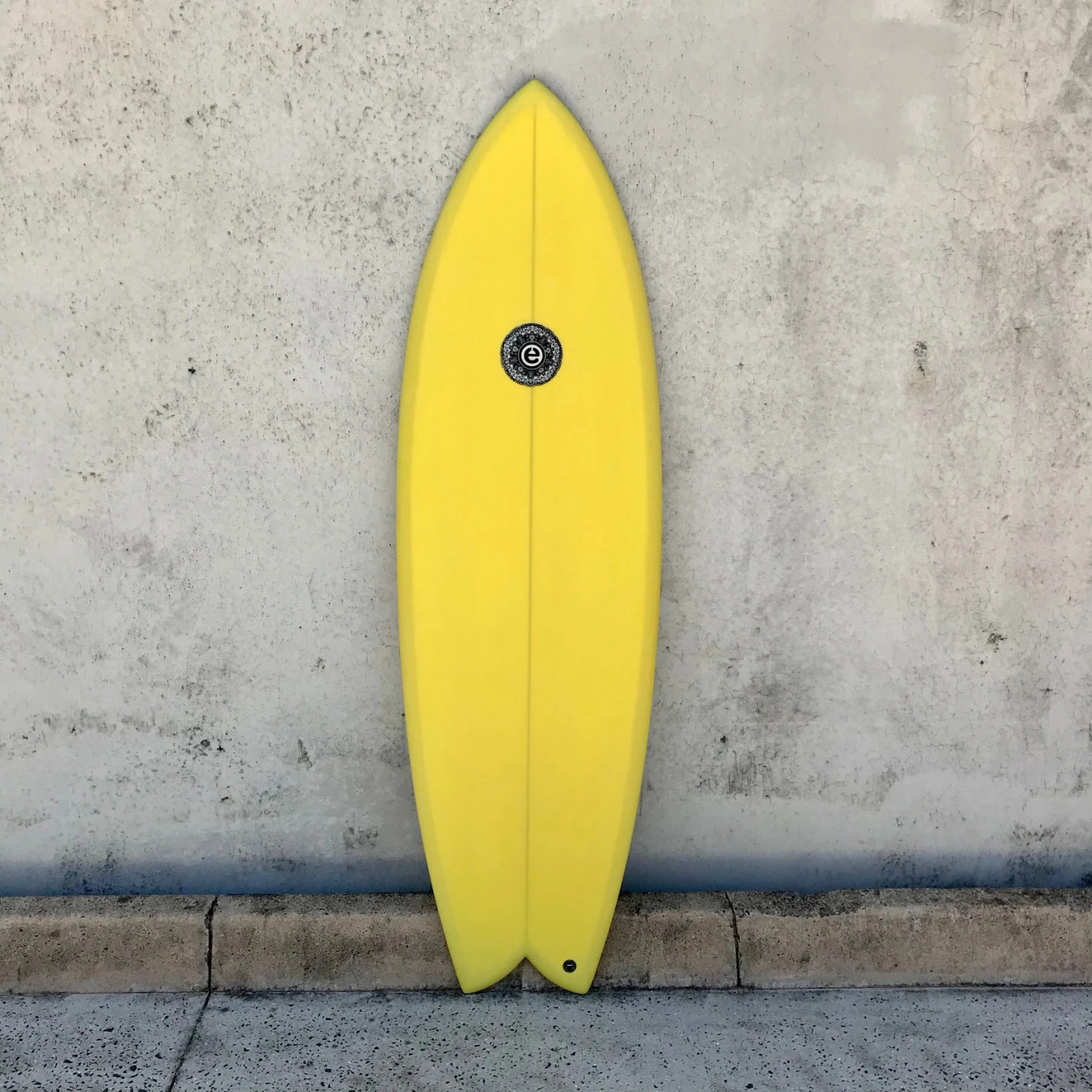 6'2 ELEMNT TWIN FISH SURFBOARD (UCF-TWINFISHMUSTARD-602-FCS) - Catalyst