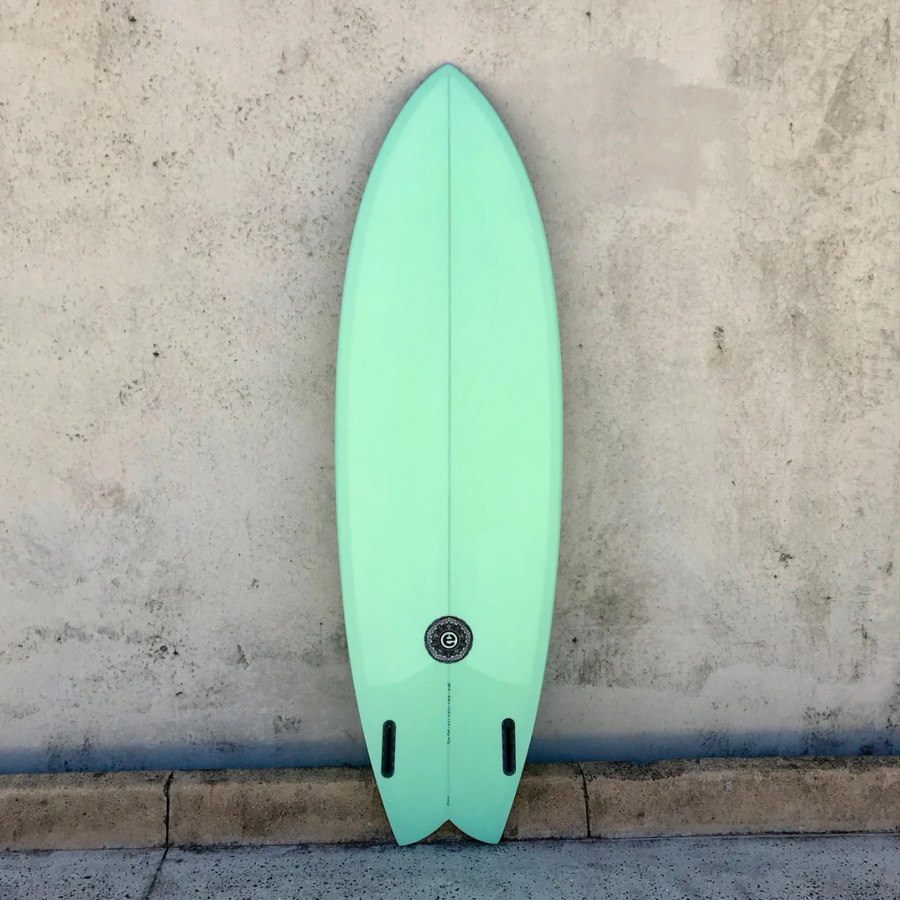 5'6 ELEMNT TWIN FISH SURFBOARD (UCF-TWINFISHMINT-506-FUT) - Catalyst