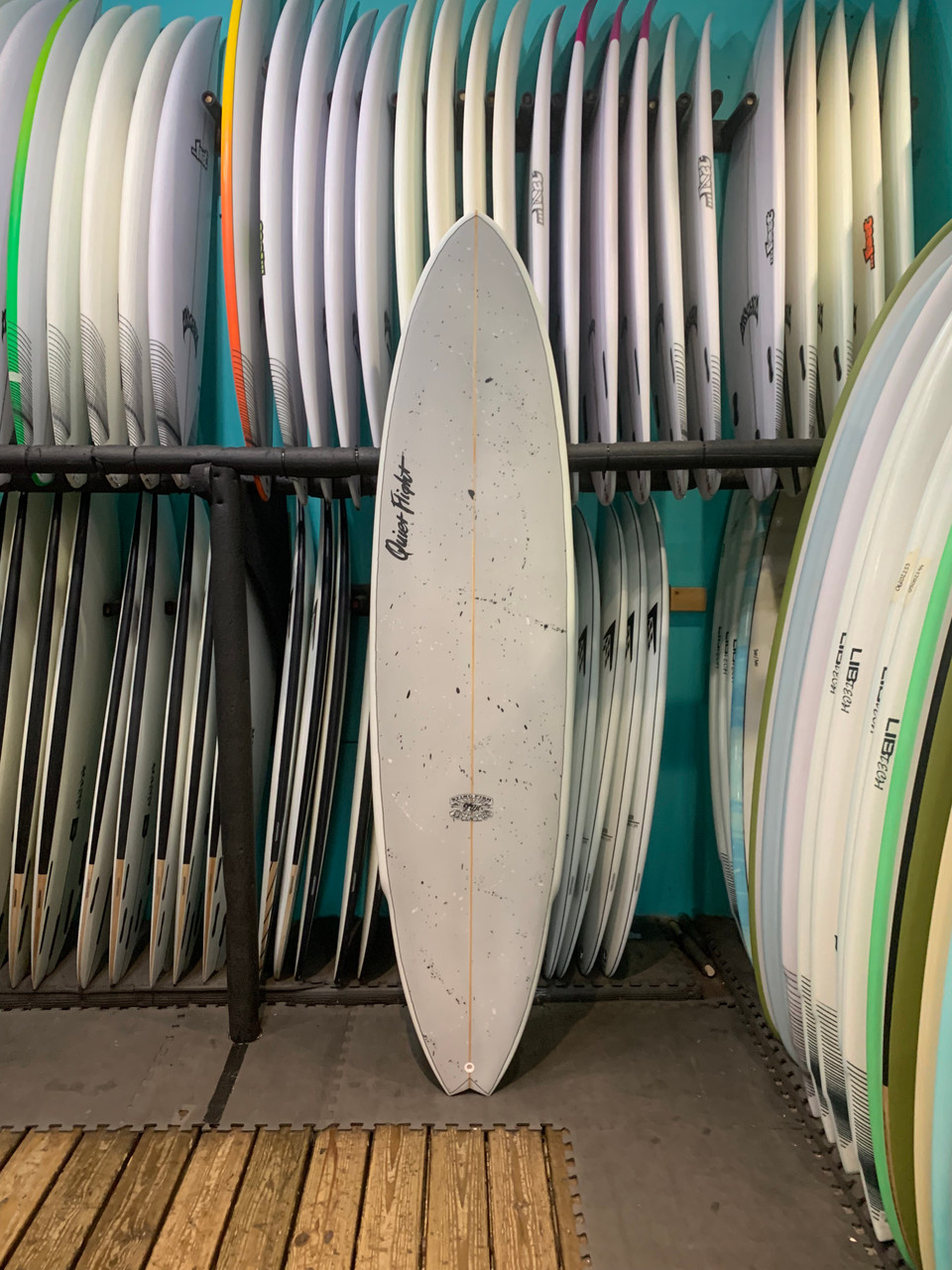 7'0 QUIET FLIGHT STINGFISH SURFBOARD (61863) - Catalyst