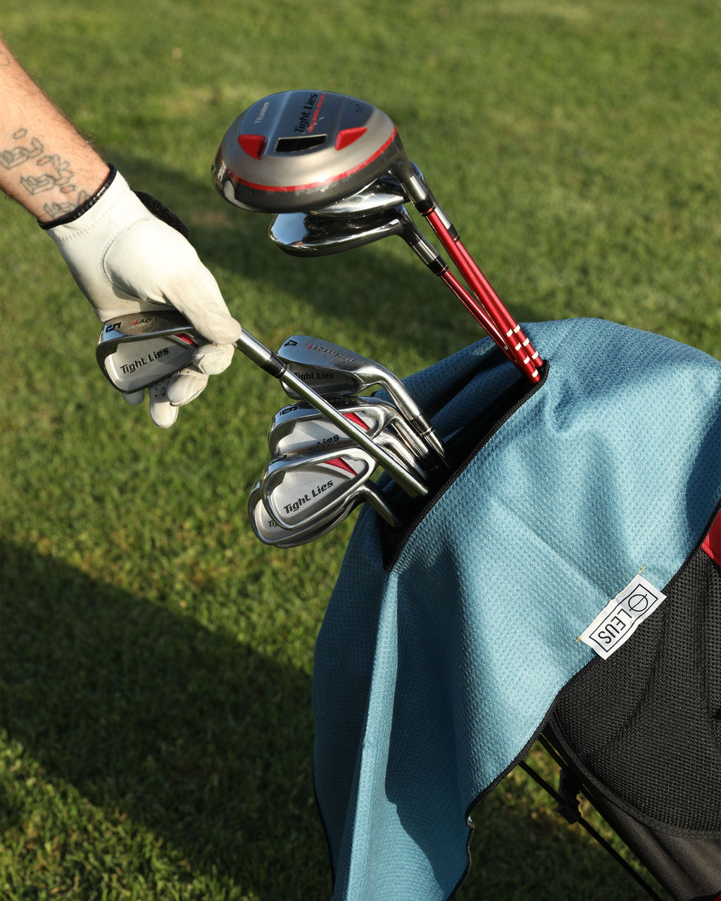 LEUS OCEAN GOLF ECO TOWEL - Catalyst