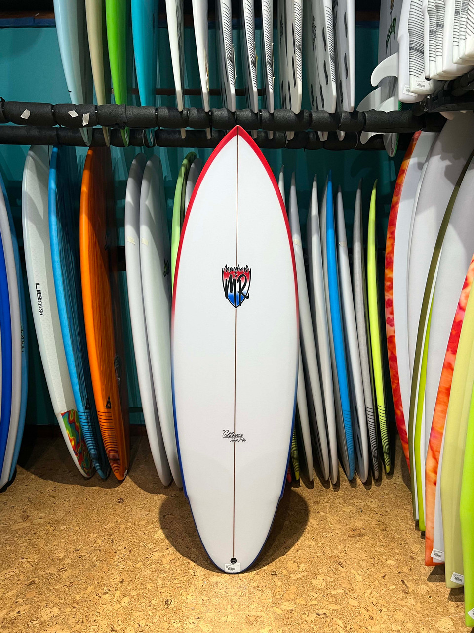 5'4 LOST CALIFORNIA TWIN-PIN SURFBOARD (249588) - Catalyst