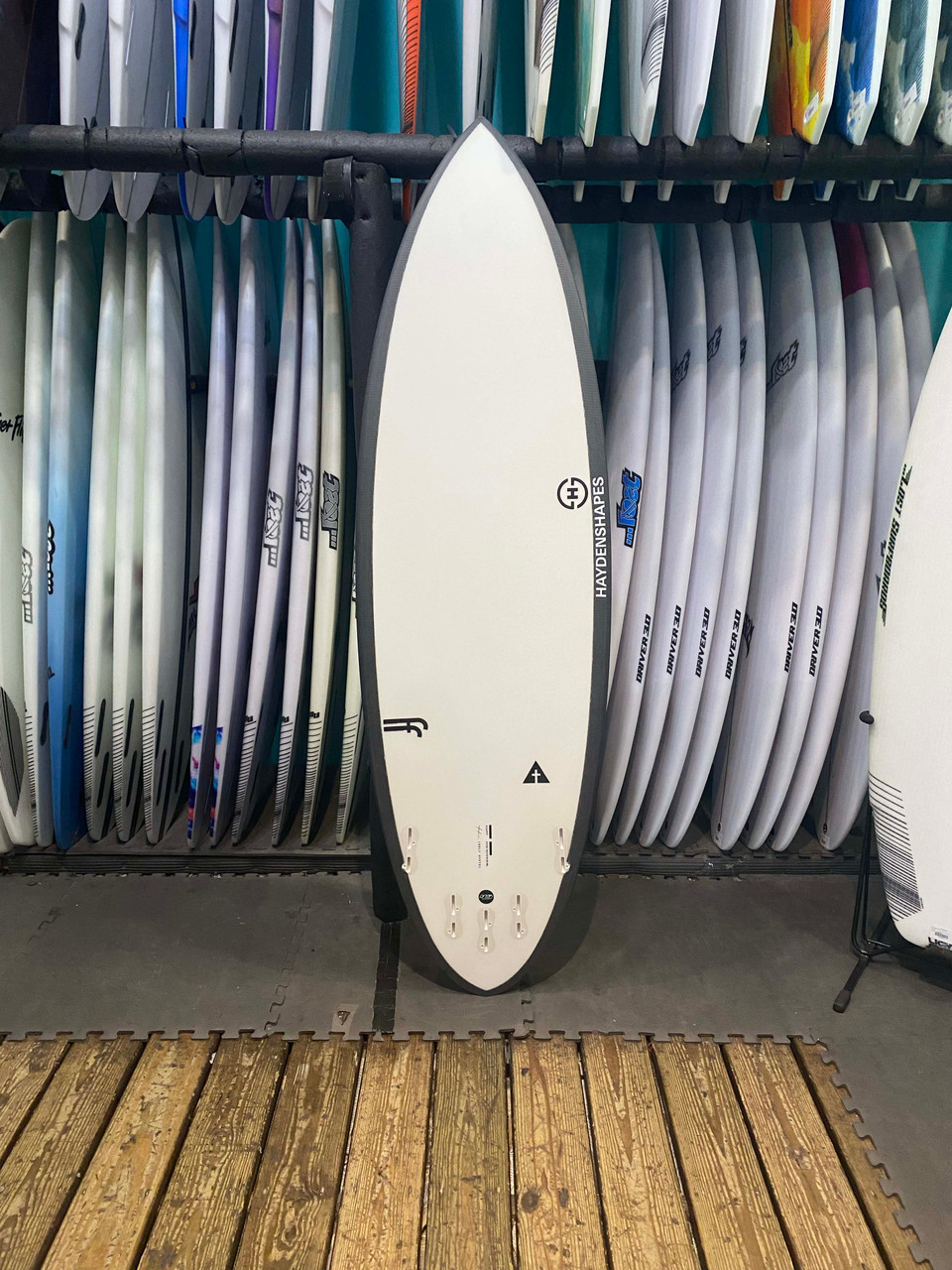 6'0 HAYDENSHAPES HOLY HYPTO FUTURE FLEX SURFBOARD (0017) - Catalyst