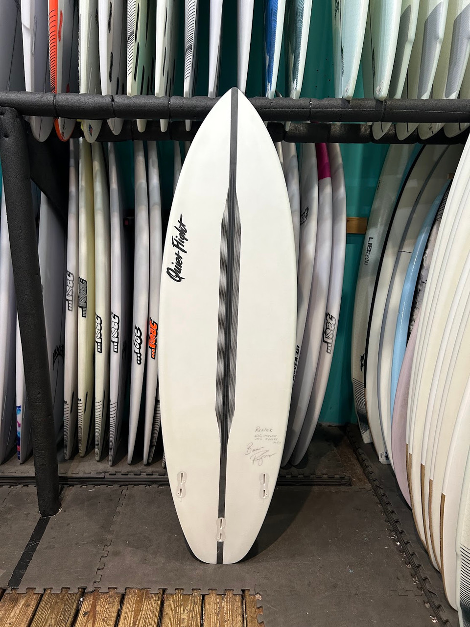 6'0 QUIET FLIGHT REAPER SURFBOARD (62254) - Catalyst