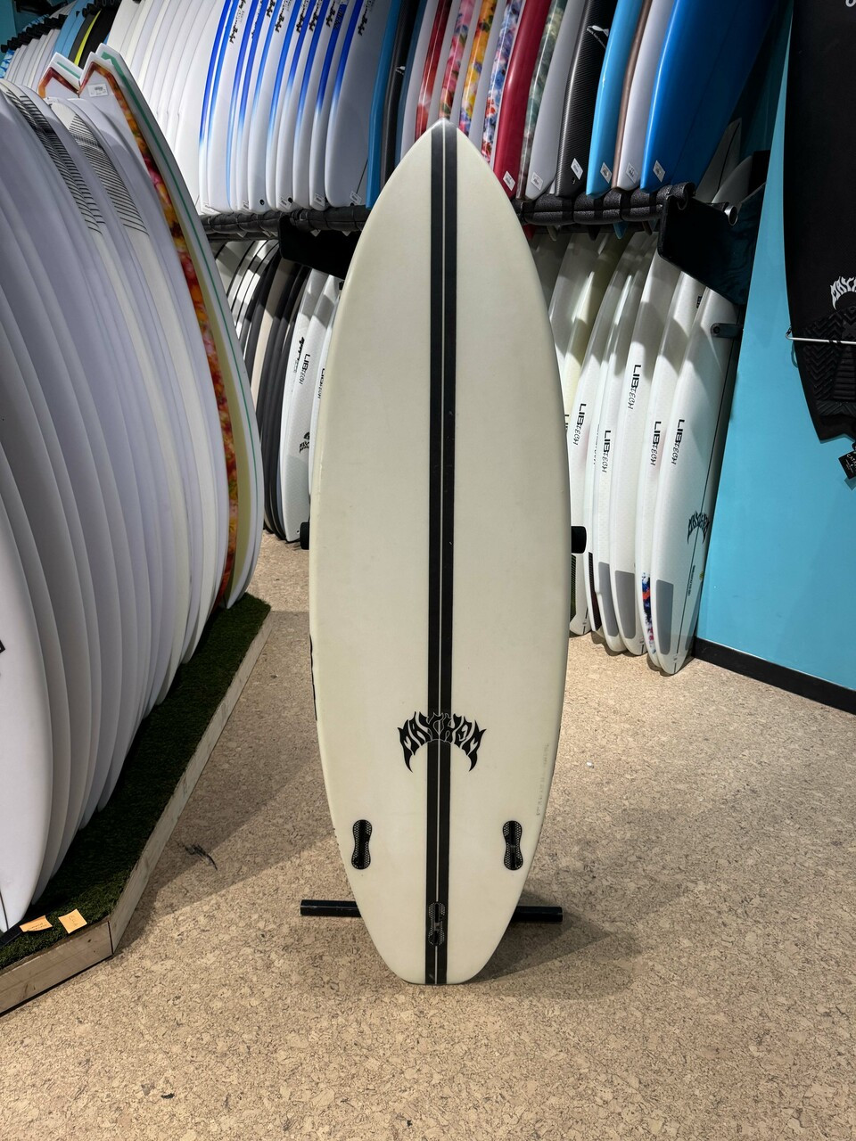 5'7 LOST LIGHTSPEED UBER DRIVER XL USED SURFBOARD (219961) - Catalyst
