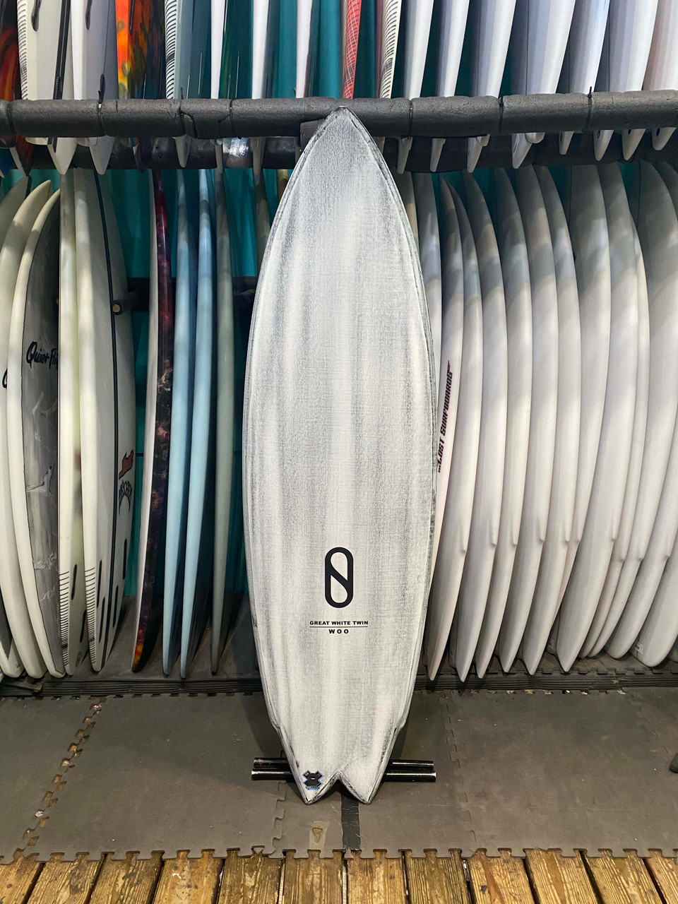 5'8 FIREWIRE GREAT WHITE TWIN SURFBOARD (3230453) - Catalyst
