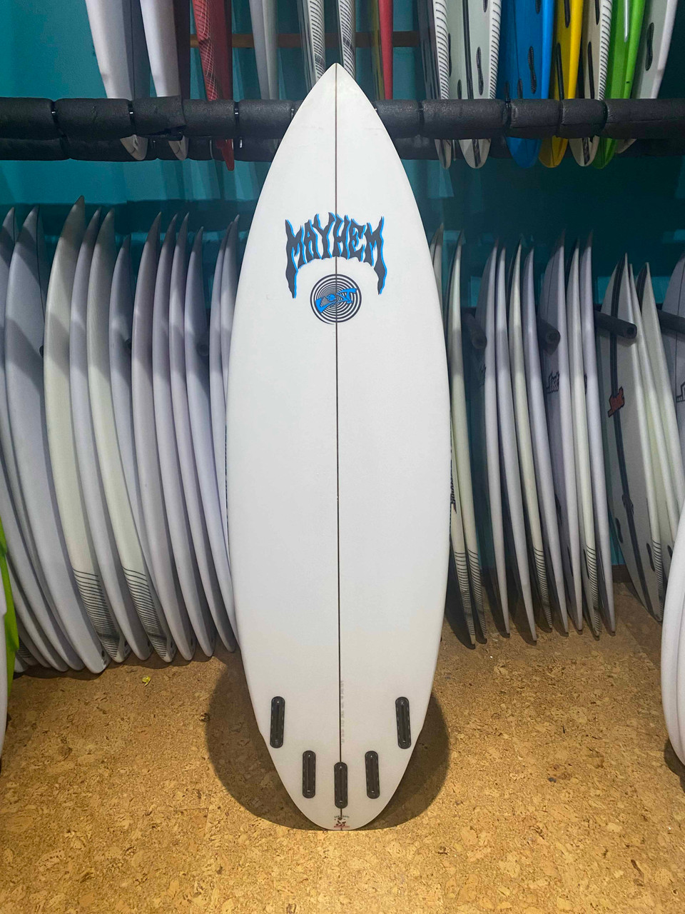 6'1 LOST RETRO RIPPER SURFBOARD (243789) - Catalyst