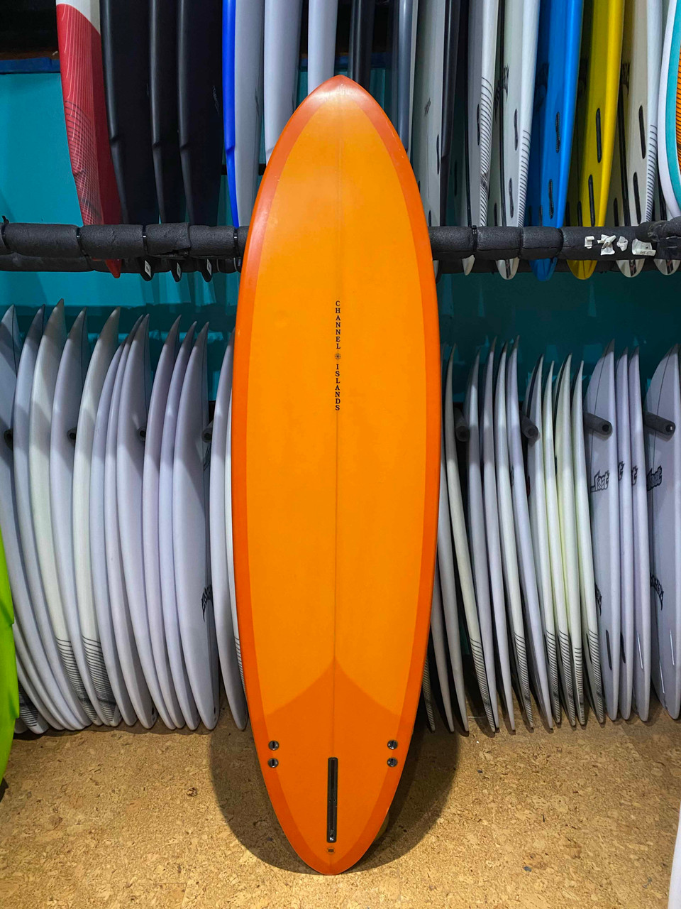 7'0 CHANNEL ISLANDS MID USED SURFBOARD (461732JC) - Catalyst