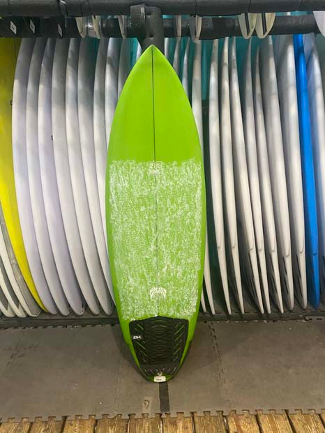 5'2 LOST RETRO TRIPPER USED SURFBOARD (235183) - Catalyst