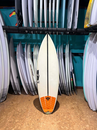 5'4 JS BLACK BOX USED SURFBOARD (202901) - Catalyst