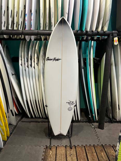 5'11 QUIET FLIGHT BLACK MARLIN SURFBOARD (62081) - Catalyst