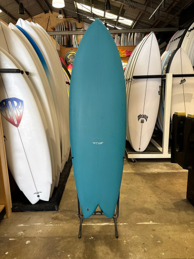 5'9 TYLER WARREN DREAM FISH SURFBOARD (B2834) - Catalyst at Bashams