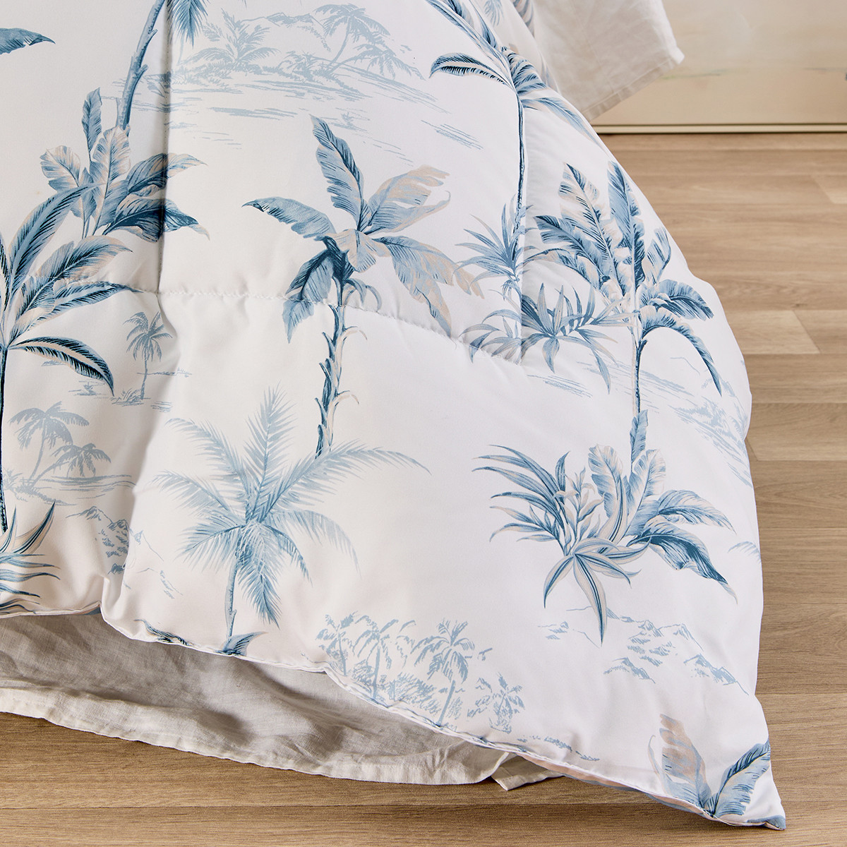 Bahama Palm Reversible Comforter Set - Pillow Talk