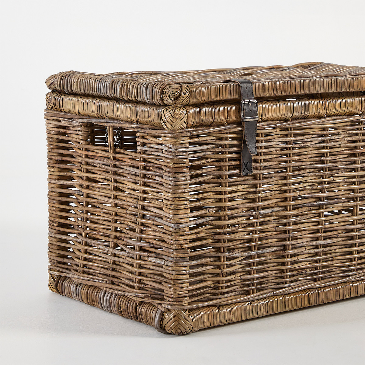 Hendrick Rectangle Trunk - Pillow Talk