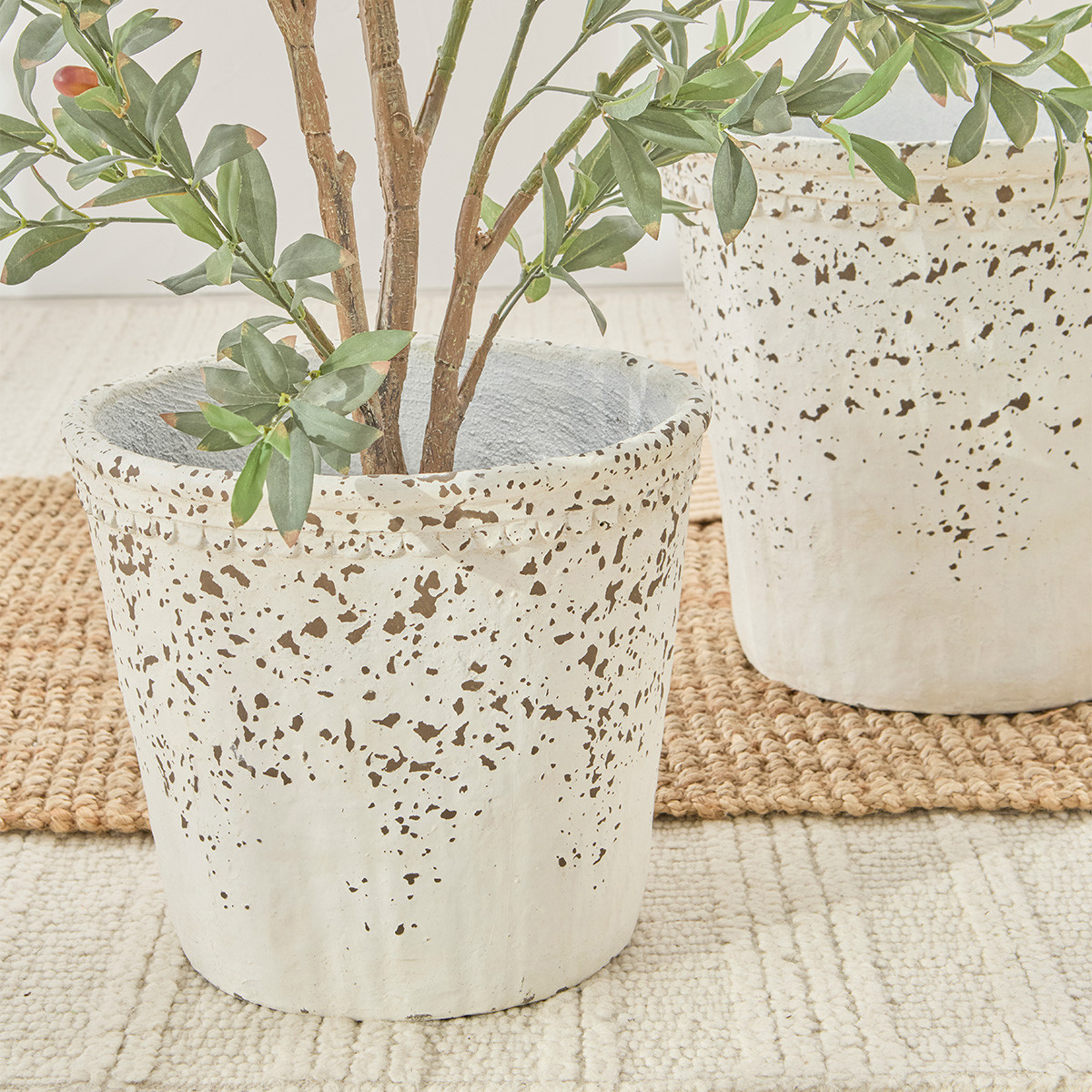 Heritage Planter - Pillow Talk