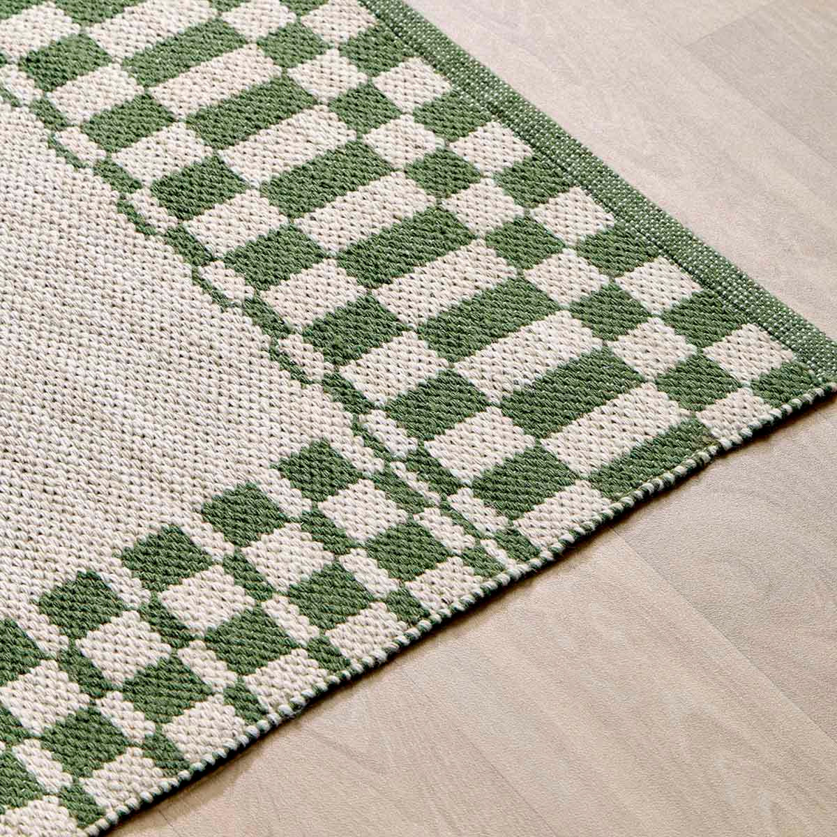 Finn Check Reversible Floor Rug - Pillow Talk