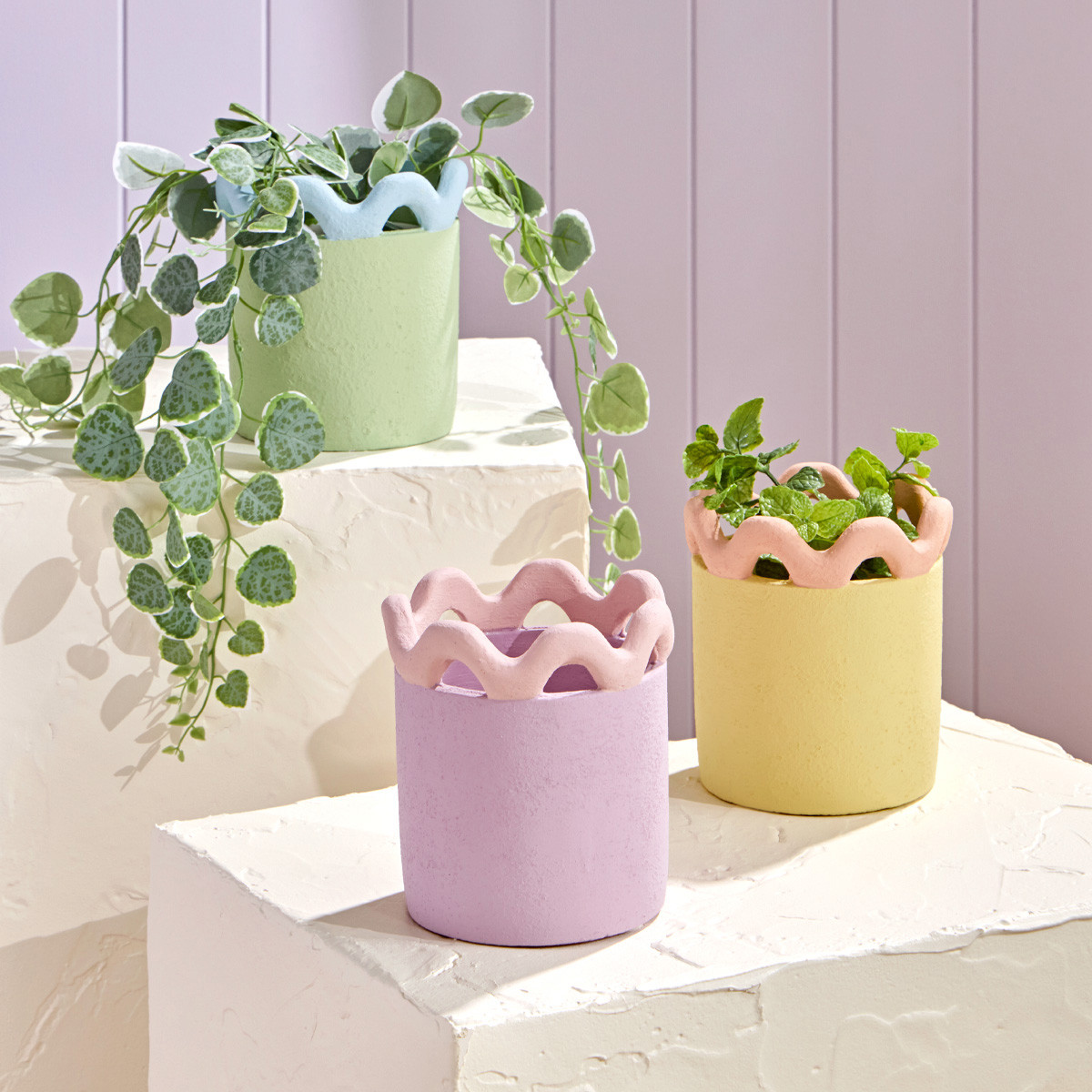 Maddi Wave Planter - Pillow Talk
