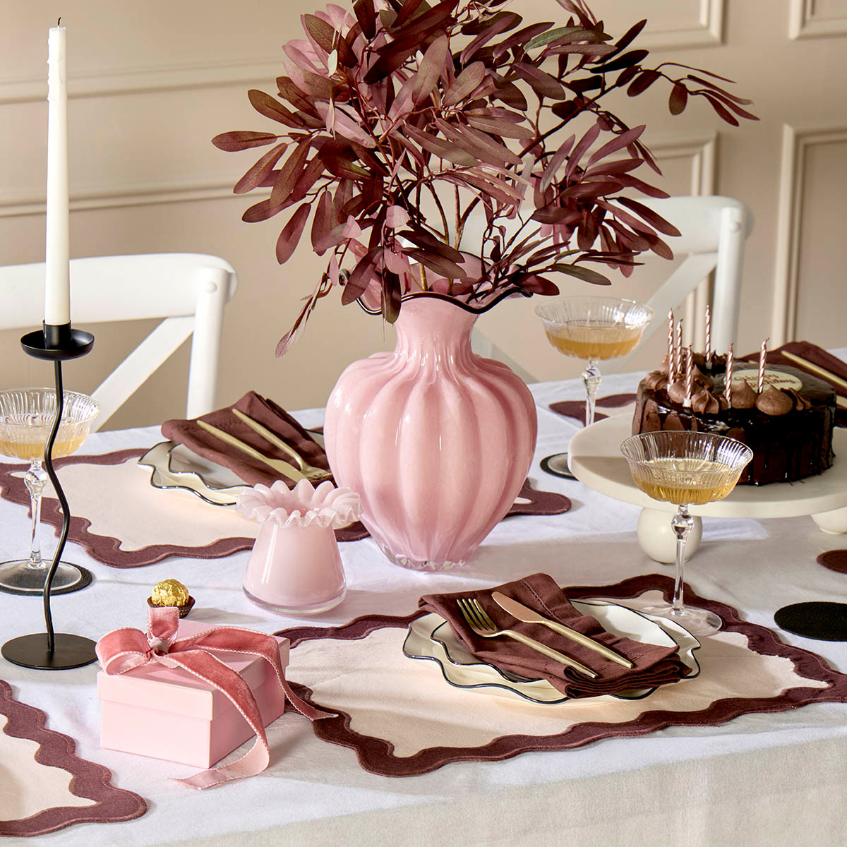 Maya Berry Brown Scalloped Placemat - Pillow Talk