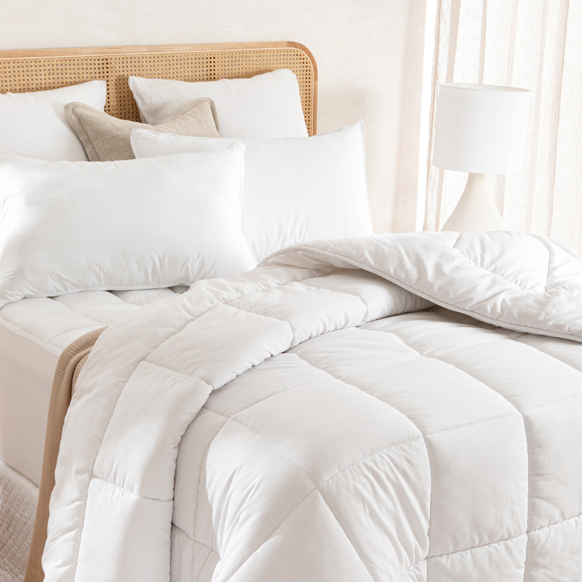 Classic Collection 350gsm Microfibre Quilt - Pillow Talk