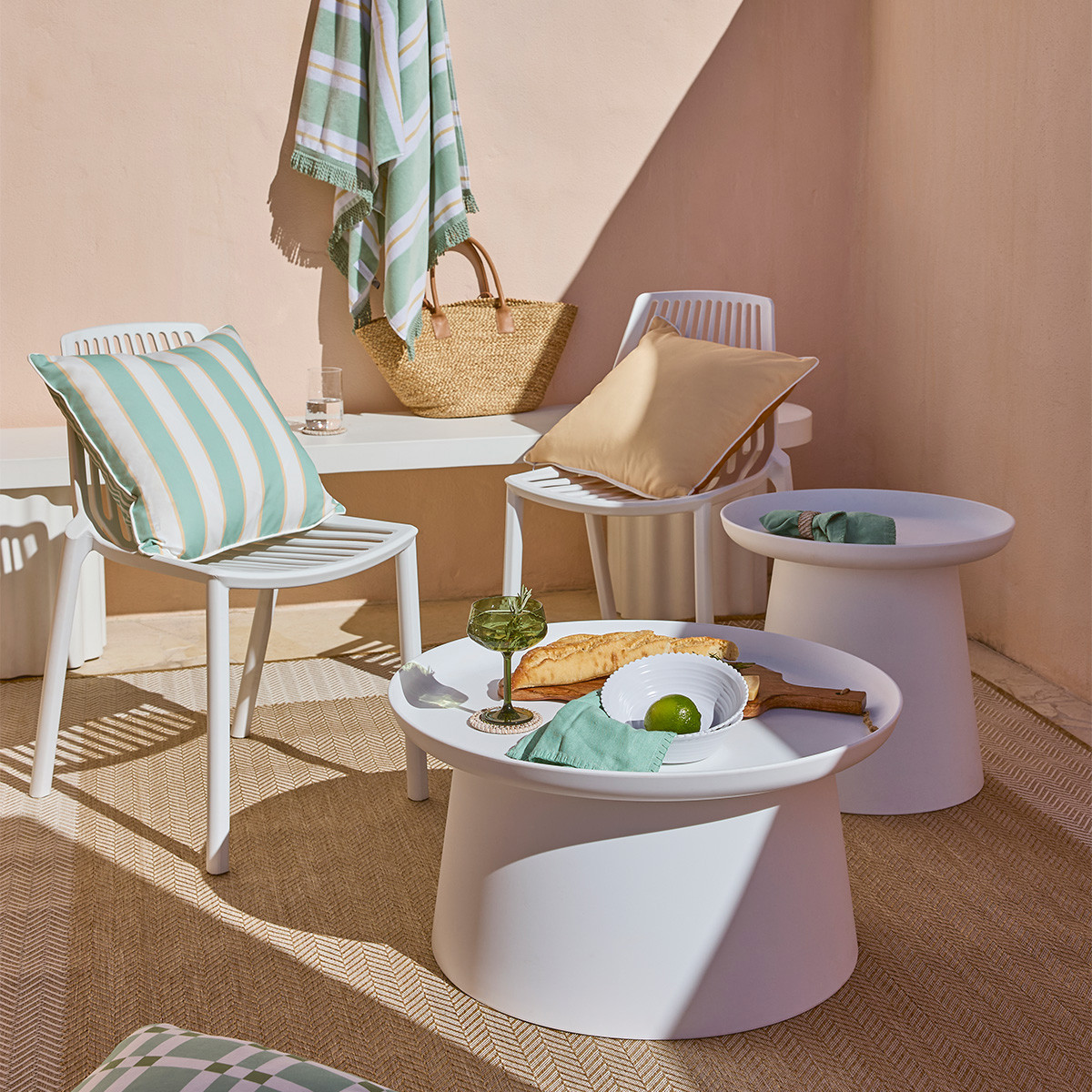 Devon Indoor/Outdoor Chair - Pillow Talk