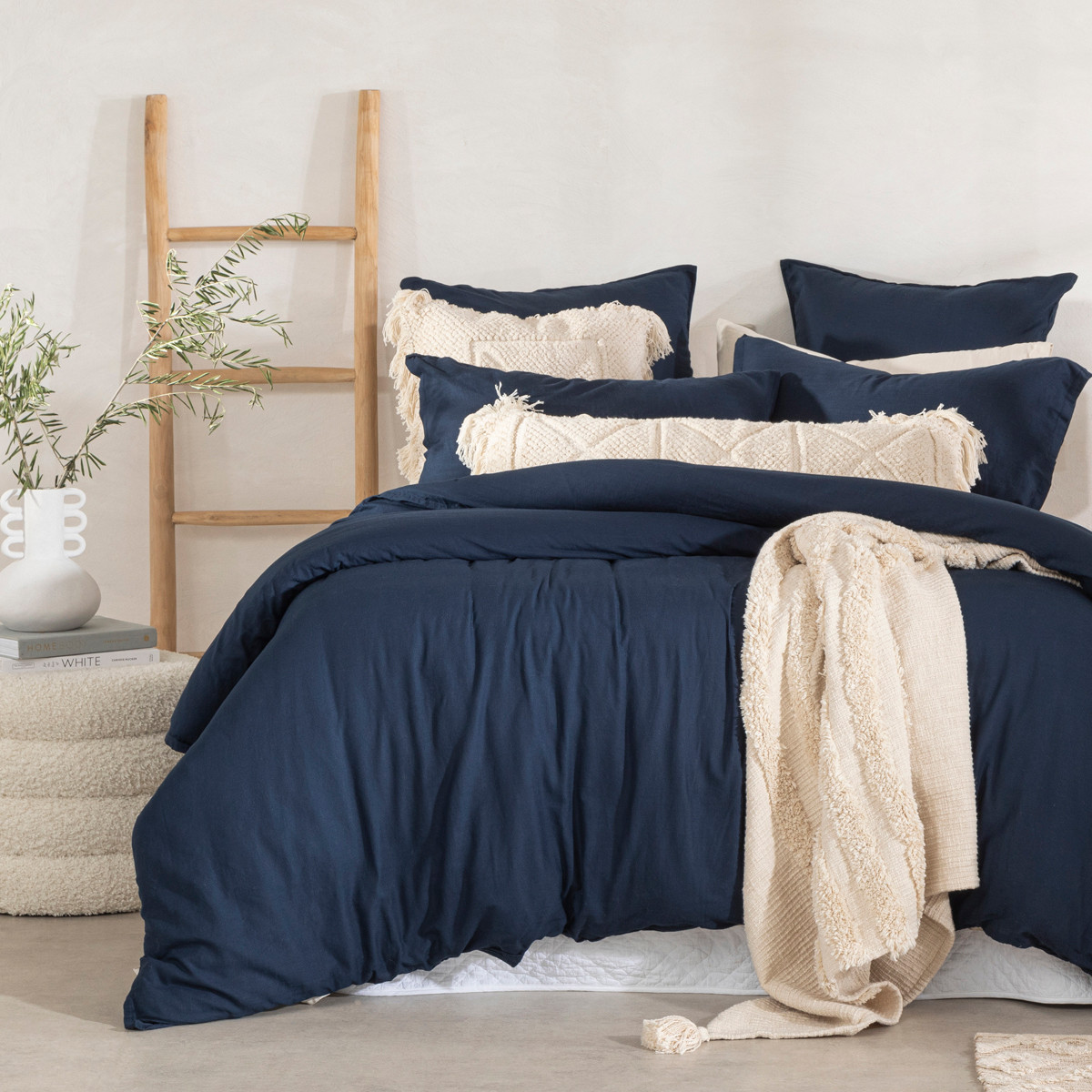 Washed Linen Look Navy Quilt Cover Set [ESSBWLL19A] - Pillow Talk