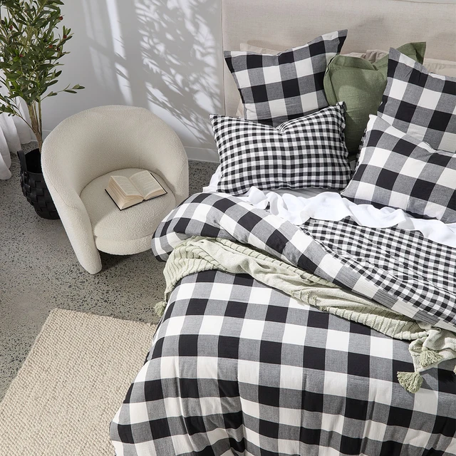 Della Black Check Quilt Cover Set - Pillow Talk