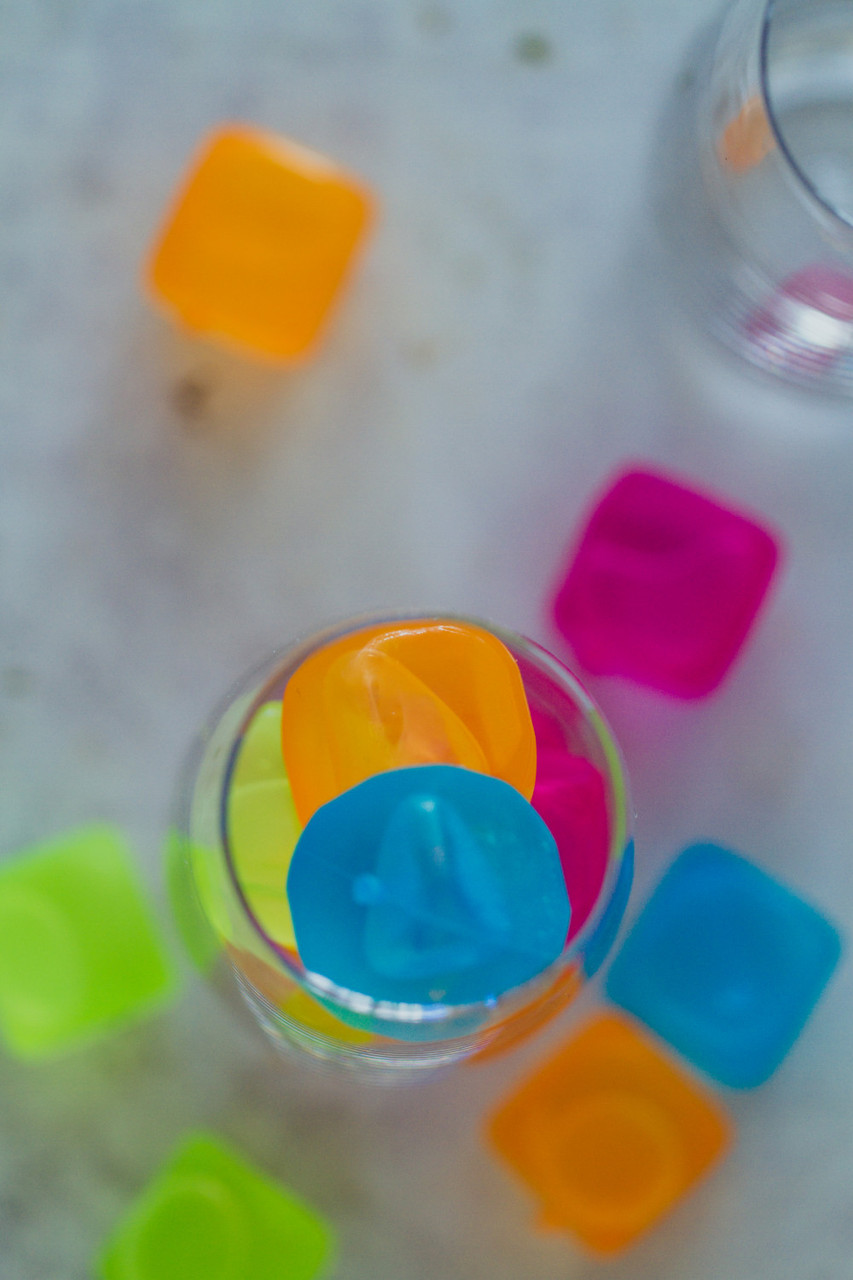 BarCraft Pack of 18 Reusable Ice Cubes - Lifetime Brands Europe